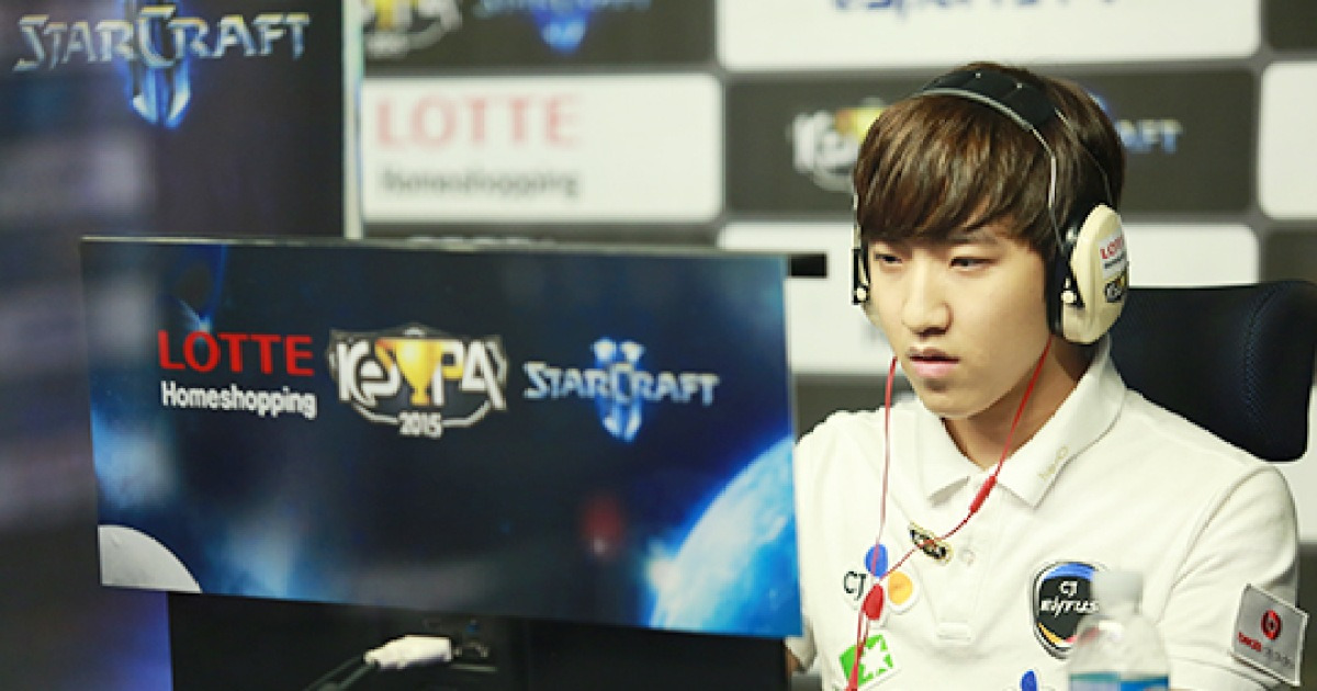 [KeSPA컵]디펜딩 챔피언 김준호, 위기 극복하고 8강행