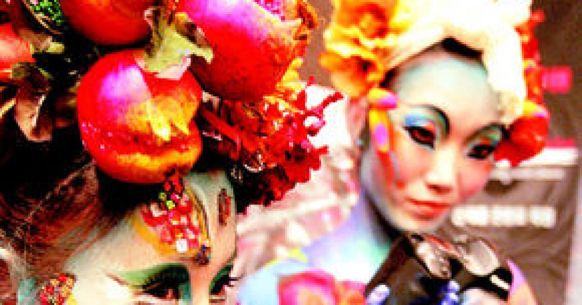 캐논 EOS 5D 출시