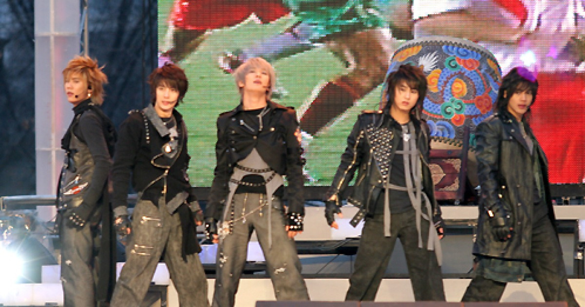 [MD포토] 카리스마 넘치는 SS501의 무대