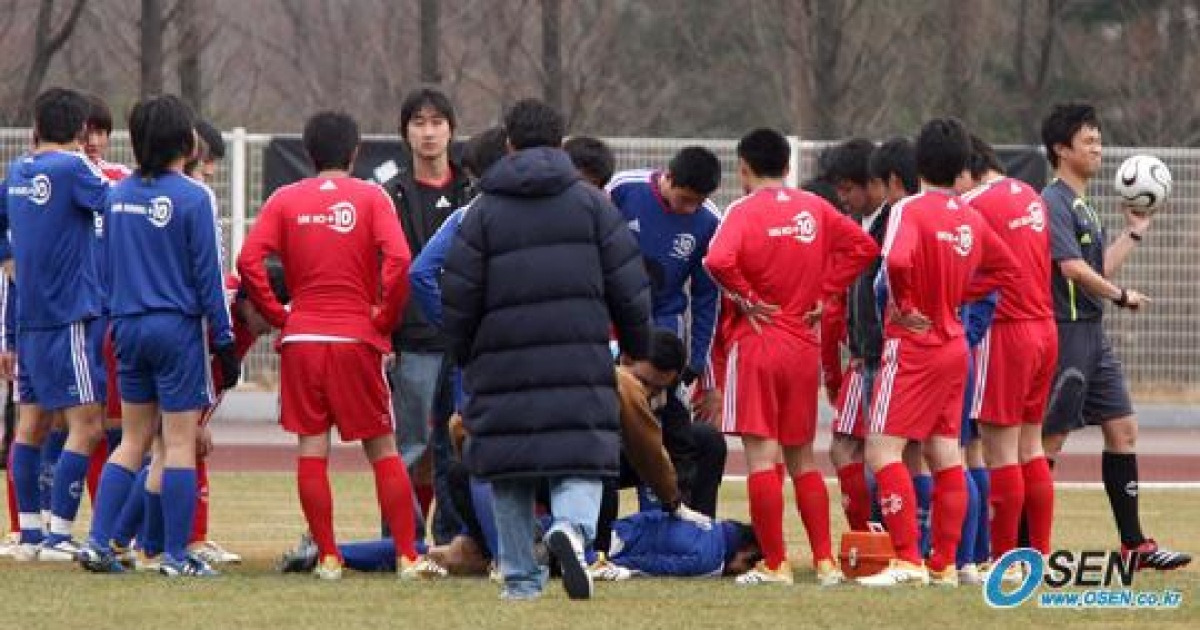 [사진]김남일, 또 부상?