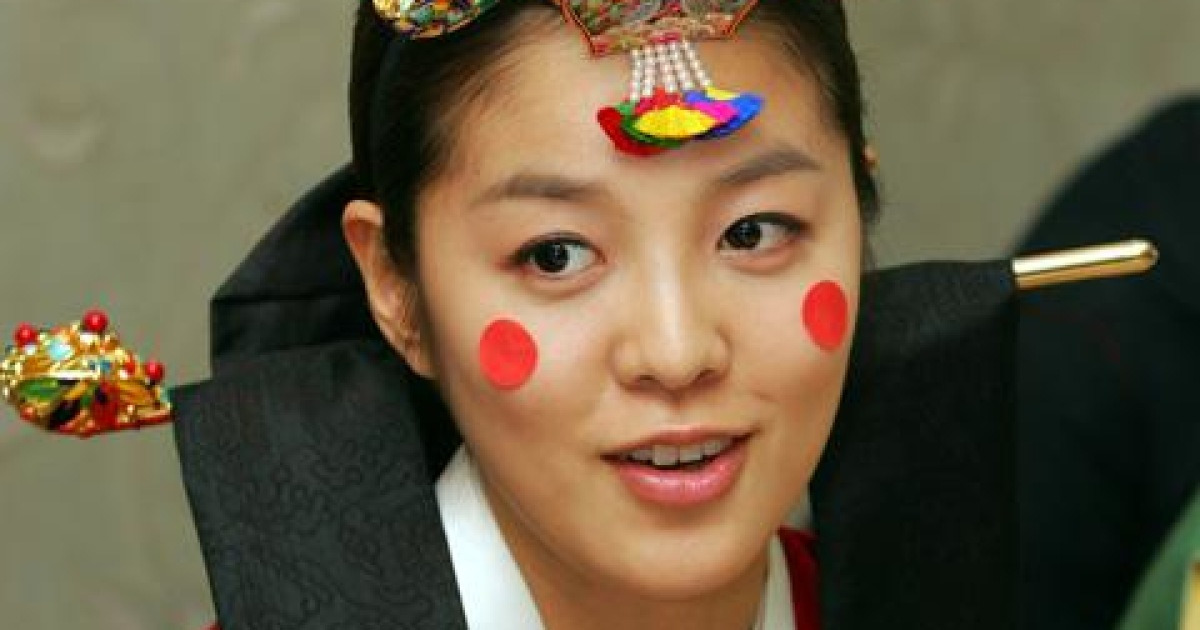 '전통 혼례복' 김성은, 7시간 동안 화장실 못가