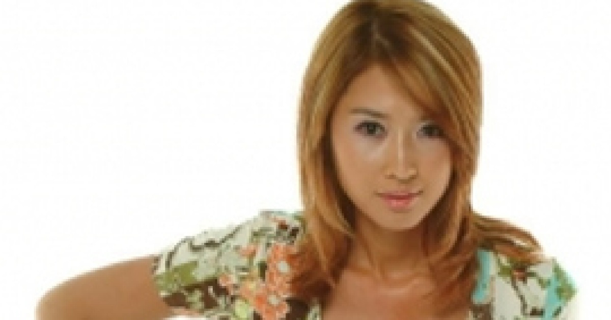 인기 레이싱걸, 홍연실 DMB방송 MC 도전