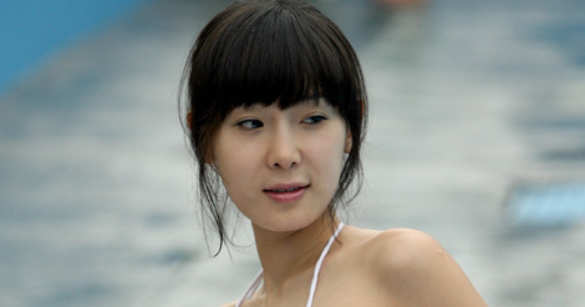 [사진]이지혜, 비키니를 갈아입다