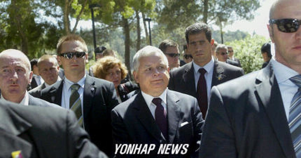 MIDEAST ISRAEL POLAND