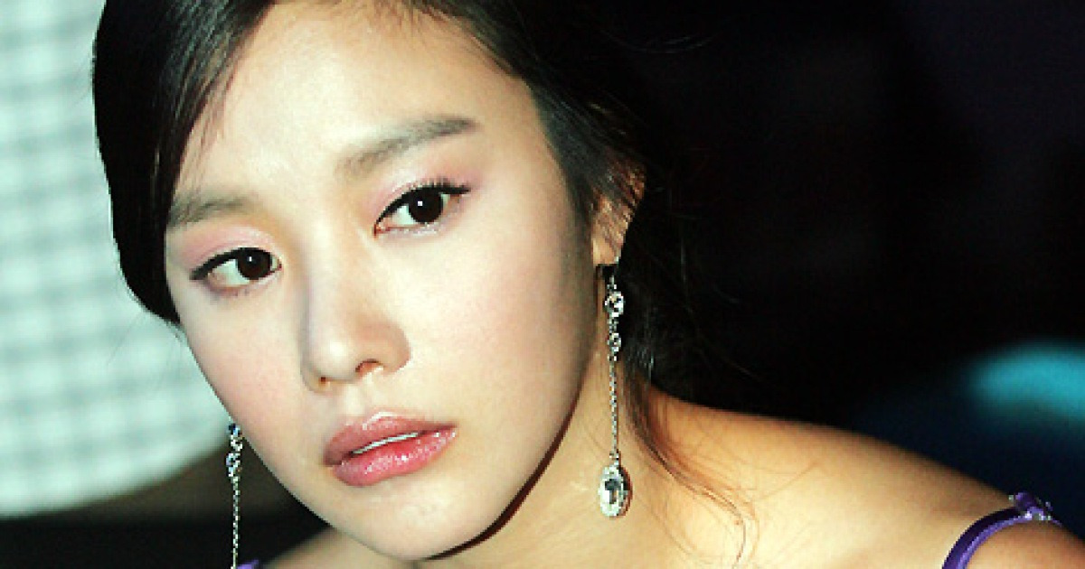 [사진]김아중, '진지한 표정'