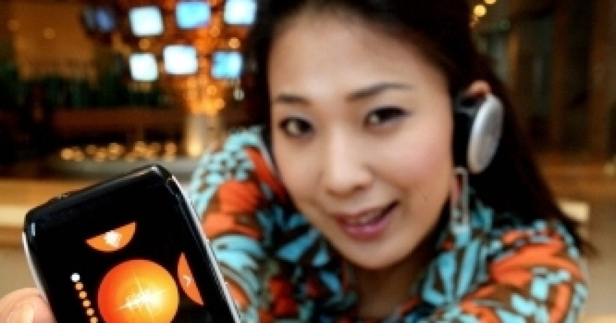 삼성전자, 이어폰 선 없는 무선 MP3 '옙 T9' 출시