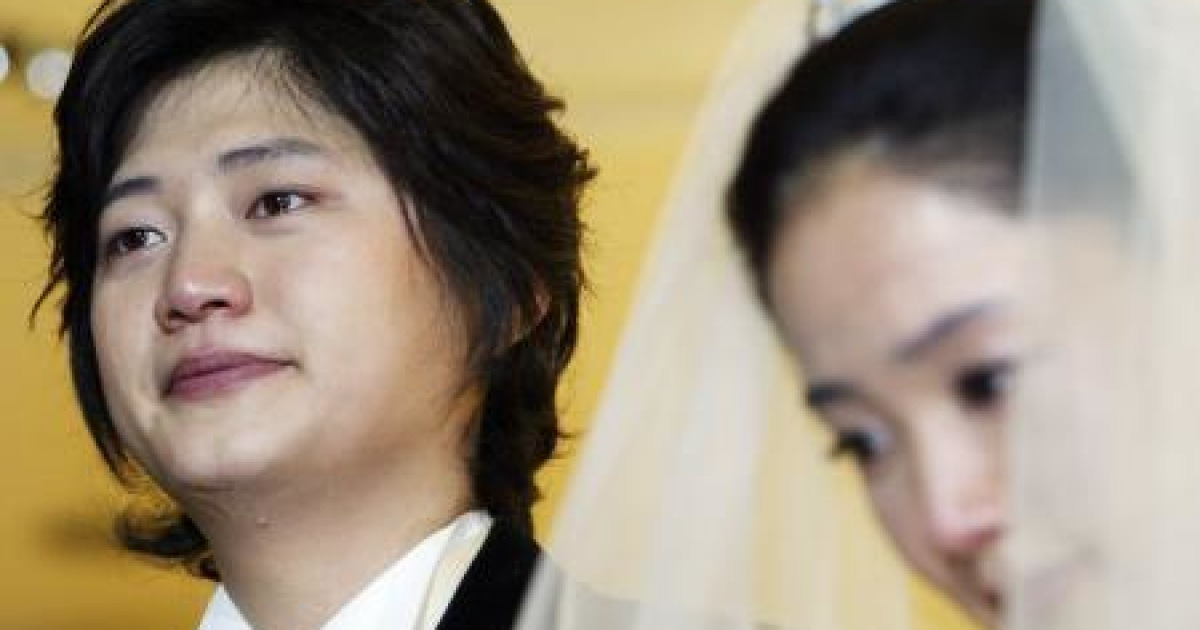 눈물 흘리는 탤런트 고두옥