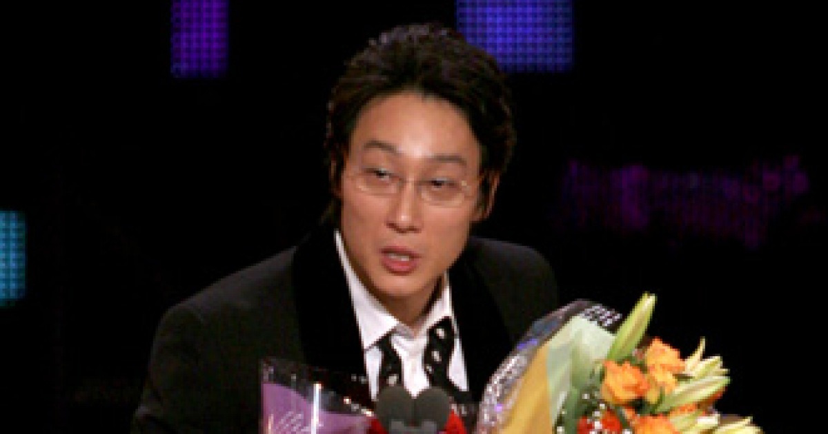 [MD포토] 이휘재, KBS연예대상 '쇼오락부문 최우수상 수상'