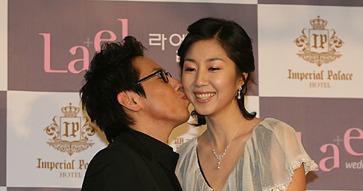 [사진] 윤종신-전미라, '우리 결혼합니다'