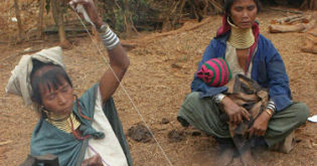 MYANMAR PA DAUNG TRIBE