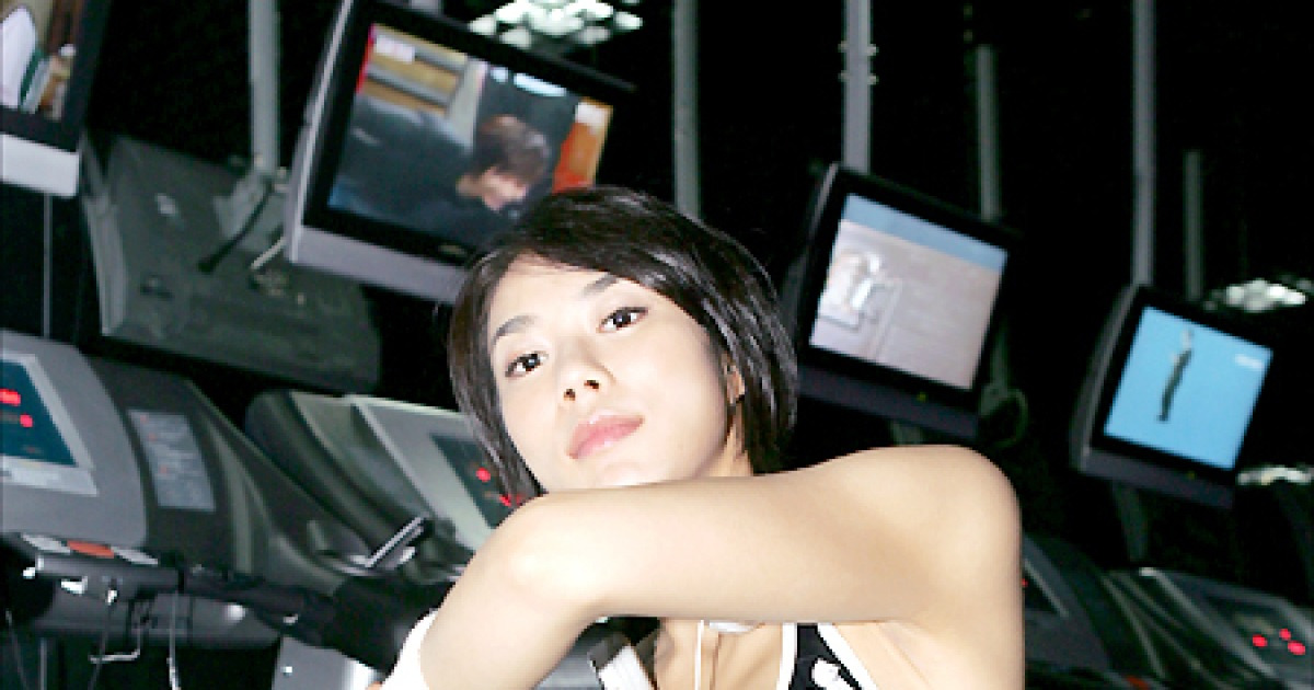 [포토엔]김인서의 시원한 스트레칭