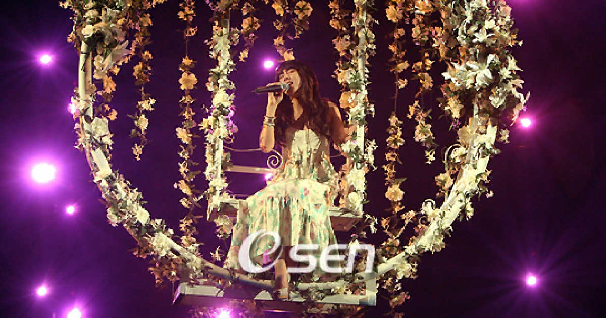 [사진]서인영, 댄싱 퀸에서 꽃의 여왕으로