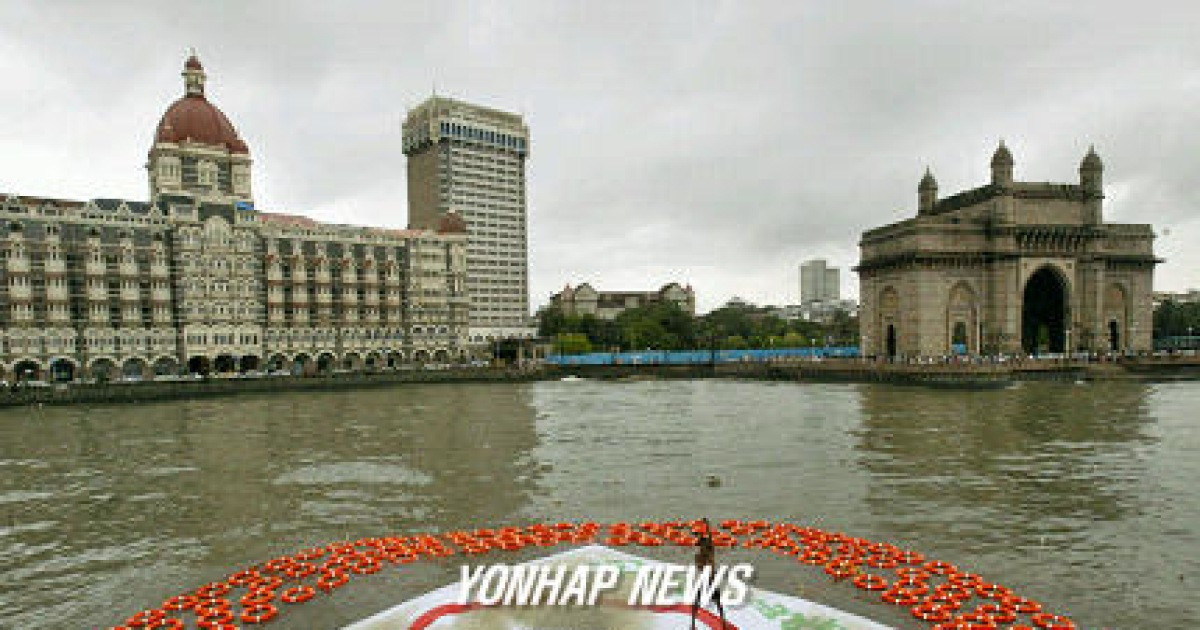 India Greenpeace (AP)