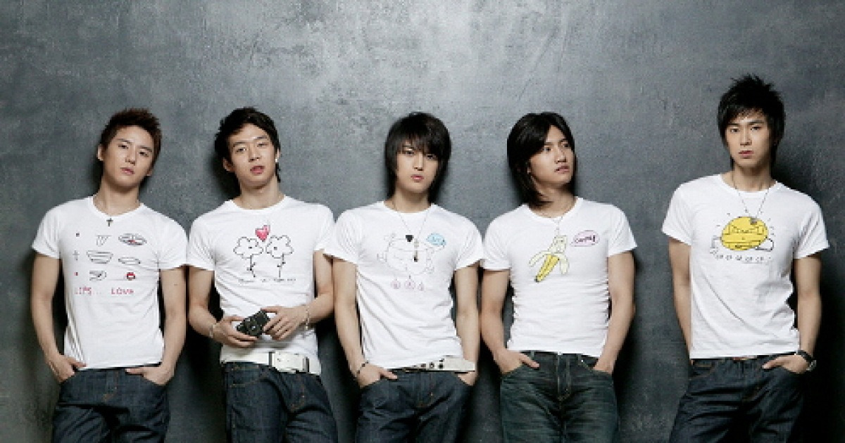 동방신기 vs SS501, 음반과 콘서트로 맞불