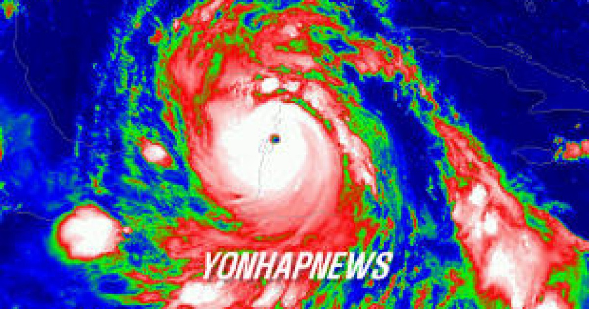 SPACE USA HURRICANE DEAN