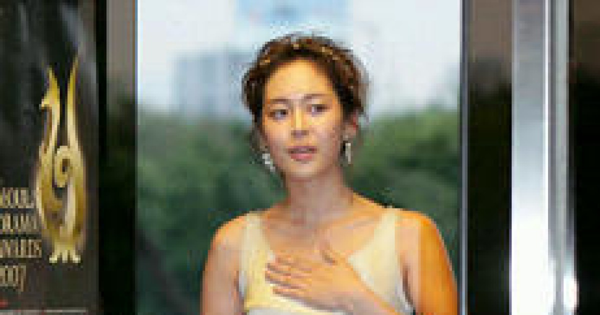 이하나, 취재진 많이 왔나?