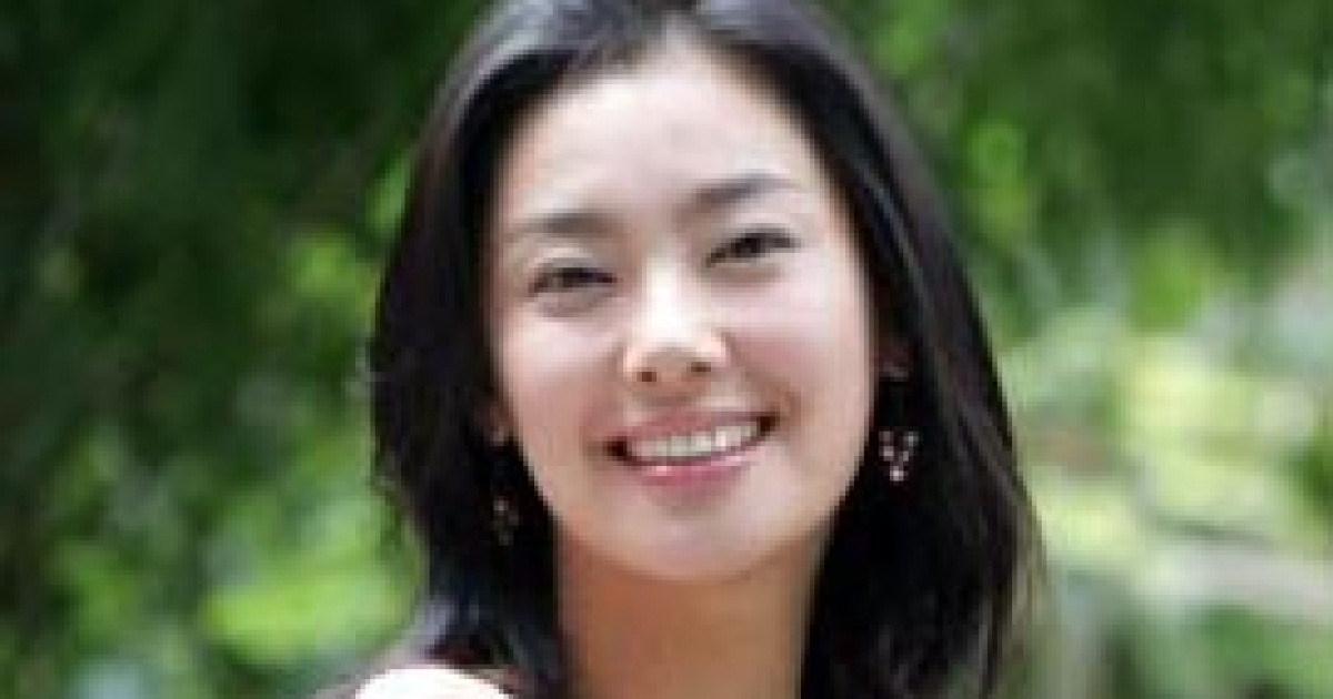 〈스포츠칸〉탤런트 송지은, 7살 연상 회사원과 결혼