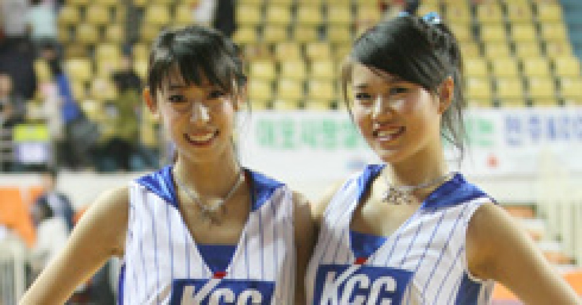 KCC에 중국미녀 치어리더들이 있는 이유?