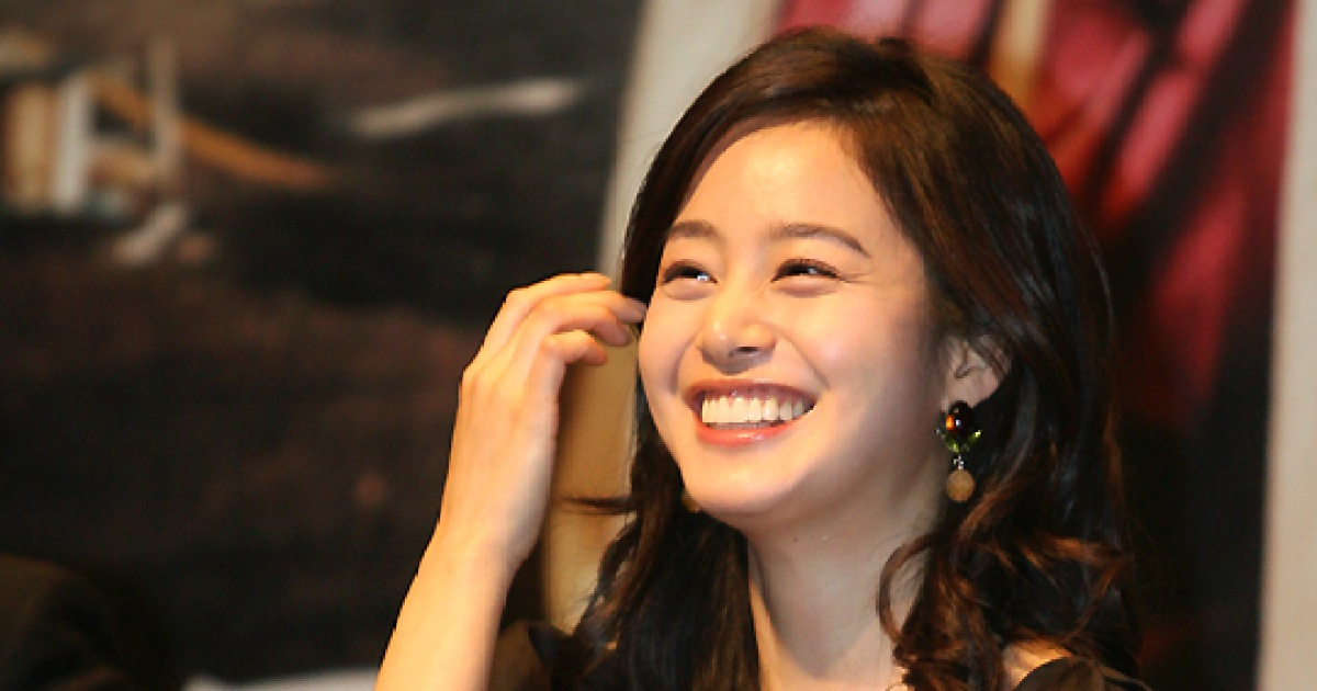 [사진] 김태희의 미소, '형언불가'