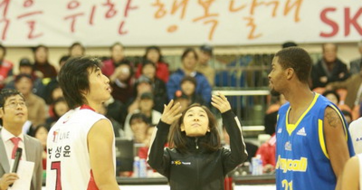 [KBL] 점프볼! 김연아 시구