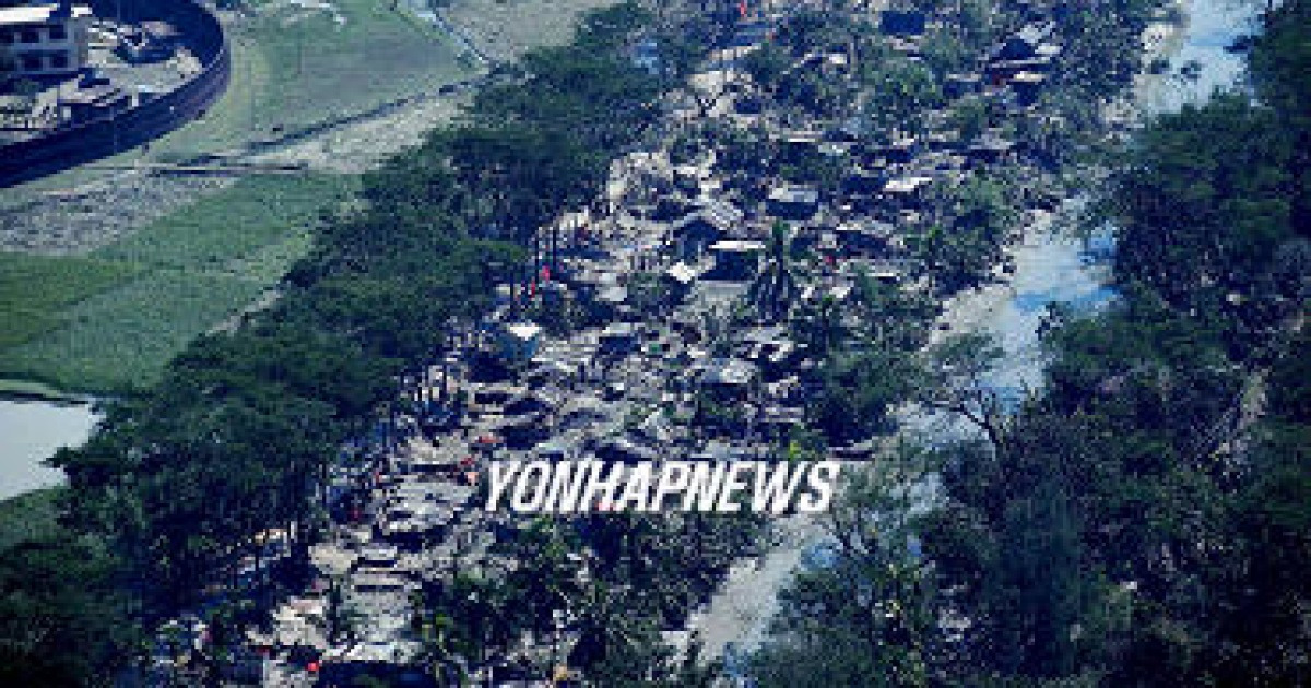 BANGLADESH CYCLONE AFTERMATH
