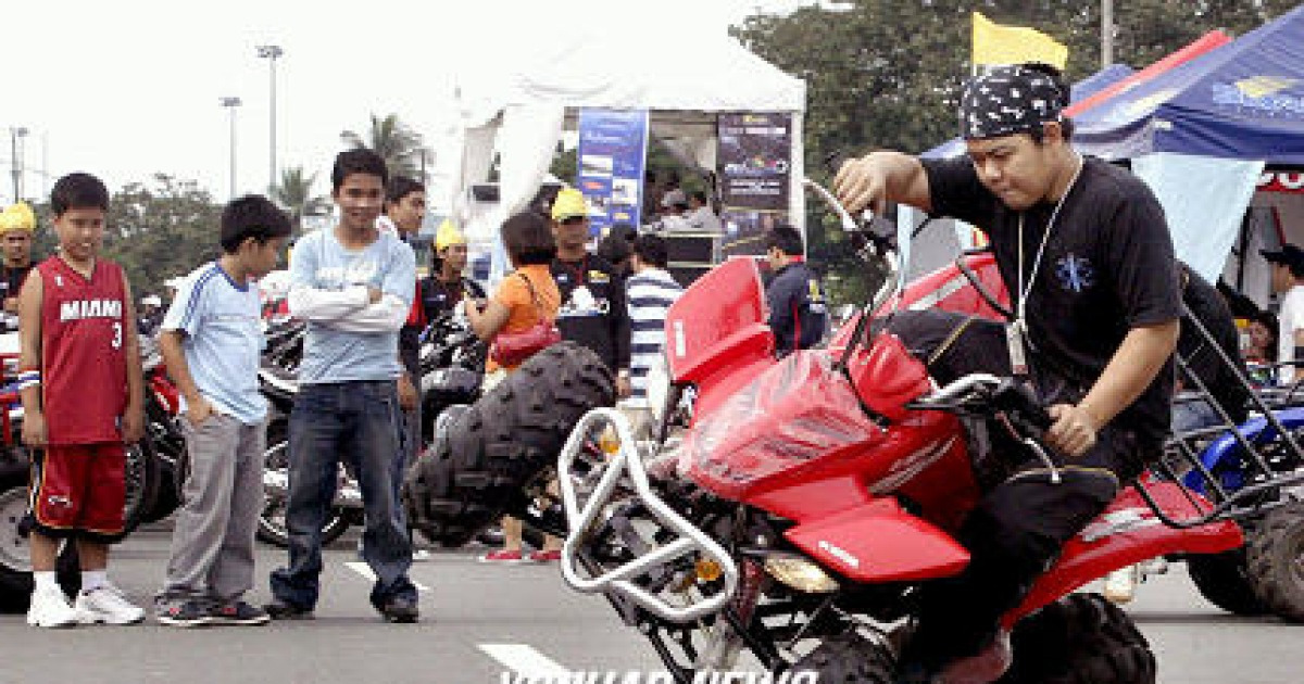 PHILIPPINES MOTORCYCLE GATHERING
