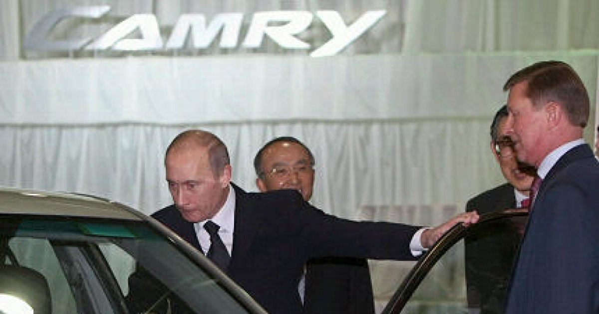 RUSSIA PUTIN TOYOTA