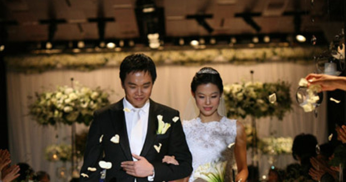 SBS 김지연 아나운서 700여 하객 속 화촉