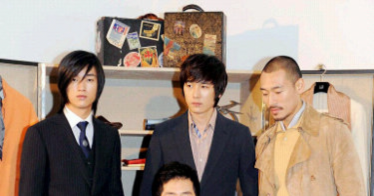 SOUTH KOREA DUNHILL FASHION SHOW