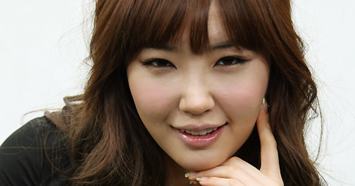 [포토]스타화보 김새롬, '제 매력에 흠뻑 빠져보세요~'