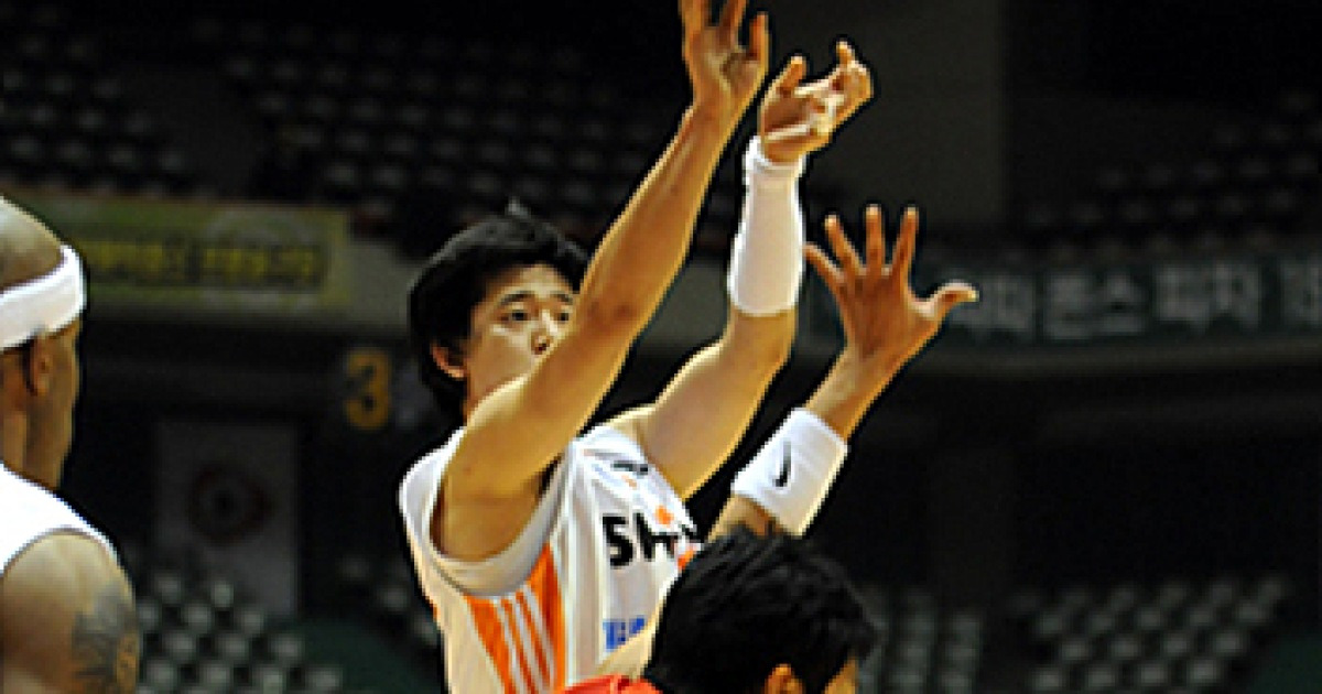 KTF, SK에 뒤집기 한판승