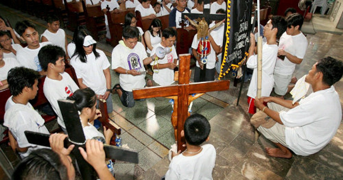 PHILIPPINES HOLY WEEK LENT