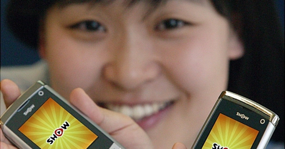 KTFT 에버, 멀티미디어 강화 3G 휴대폰 출시