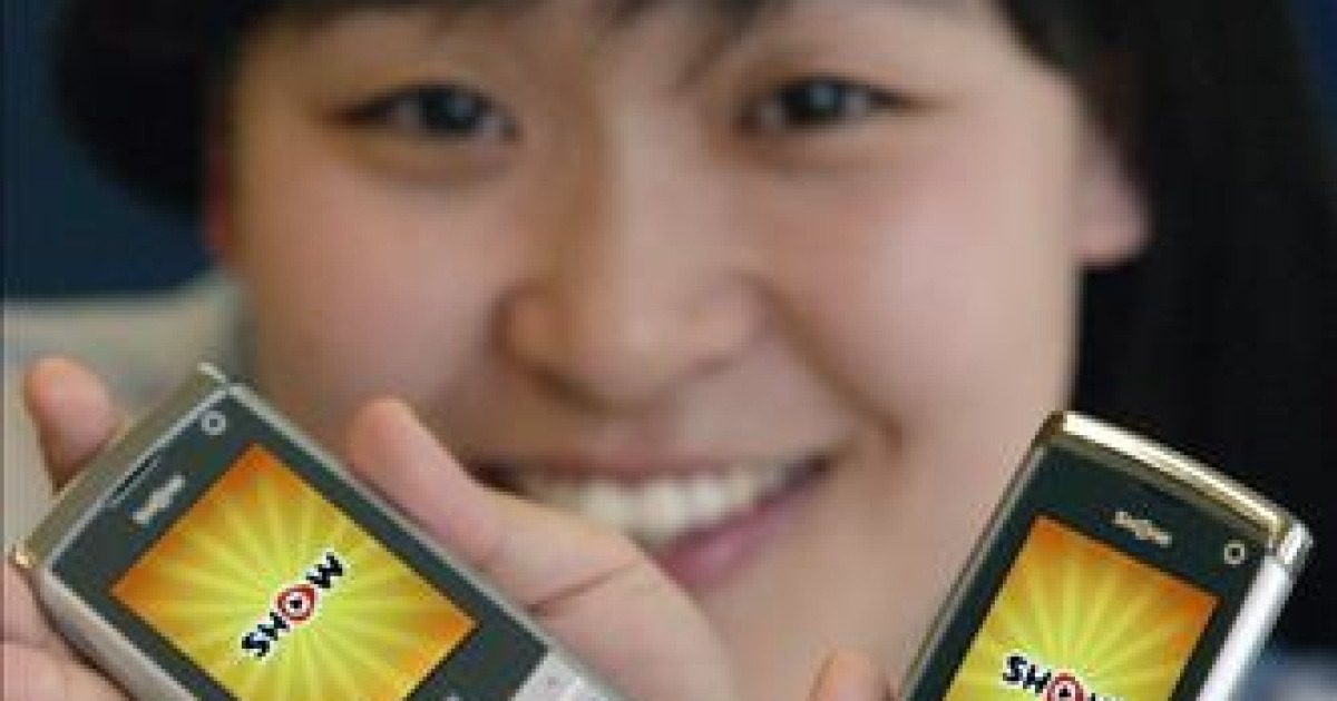 KTFT, 에버 플러스스타일폰 출시