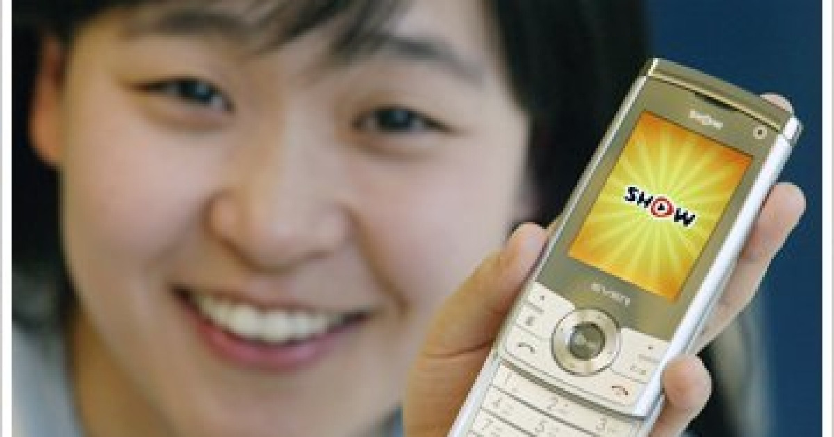 KTFT, WCDMA폰 선봬