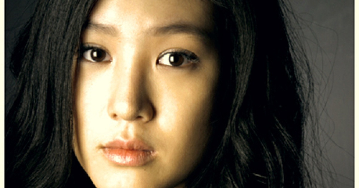 정려원, 영화 로 화려한 컴백