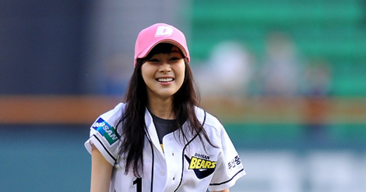 [사진]허이재,'가운데로 잘 들어갔나!'