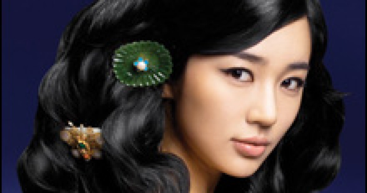 윤은혜, CF서 '수천만원짜리 머리'..5kg 넘는 가채 6시간 작업