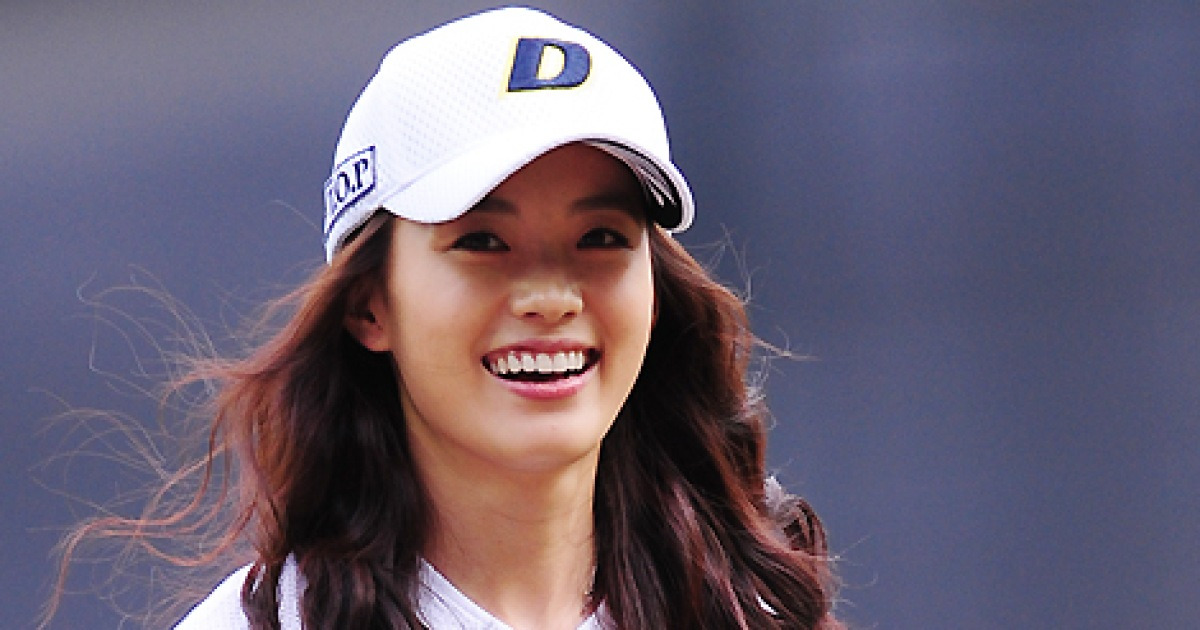 [사진]한효주,'저 잘 던졌죠?'