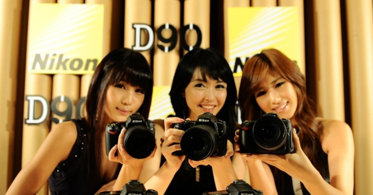 " DSLR 카메라가 동영상 촬영도 해요"