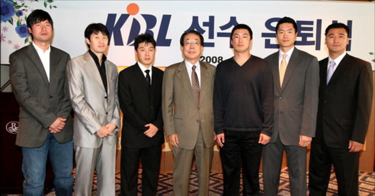 전희철 등 8명, KBL 합동 은퇴식 거행