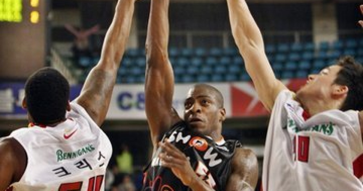 -프로농구- 모비스, KCC 또 격파..KTF는 첫 연승