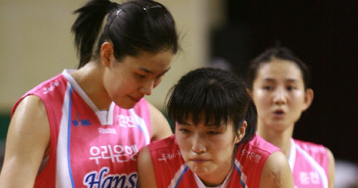 [WKBL] 김계령'허리 많이 아프냐?'