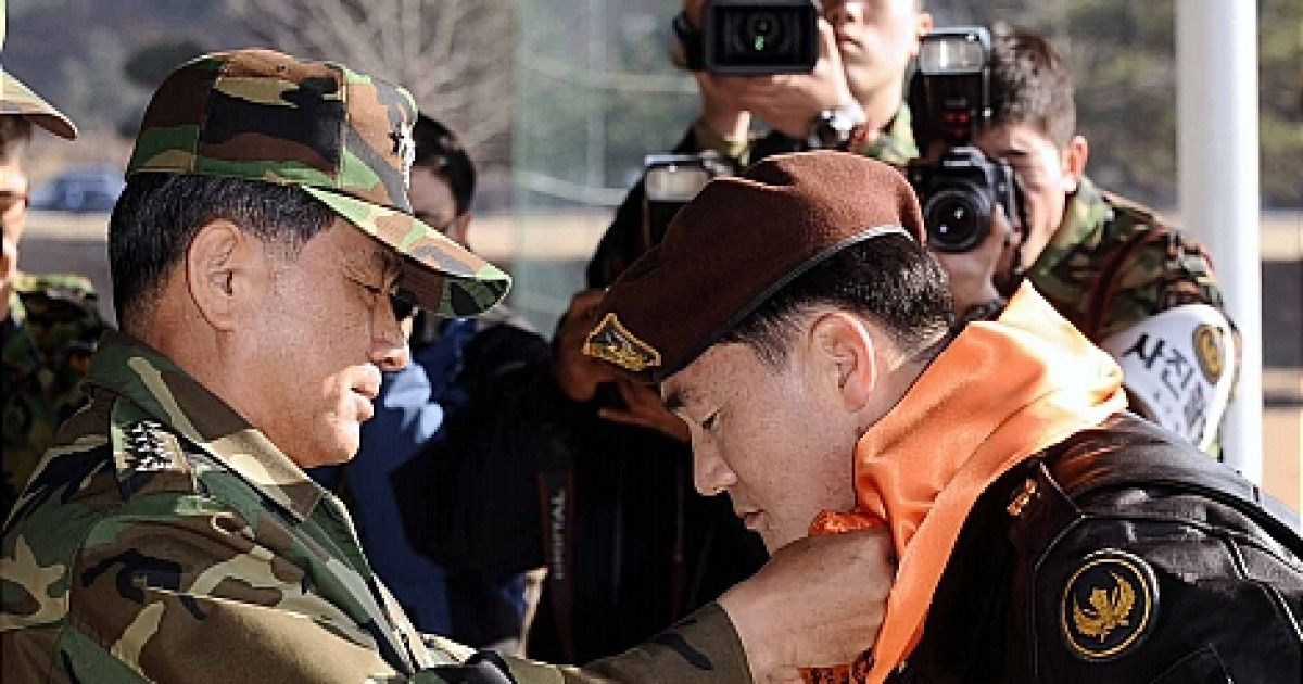 2008 탑 헬리건 수상한 양성진 준위