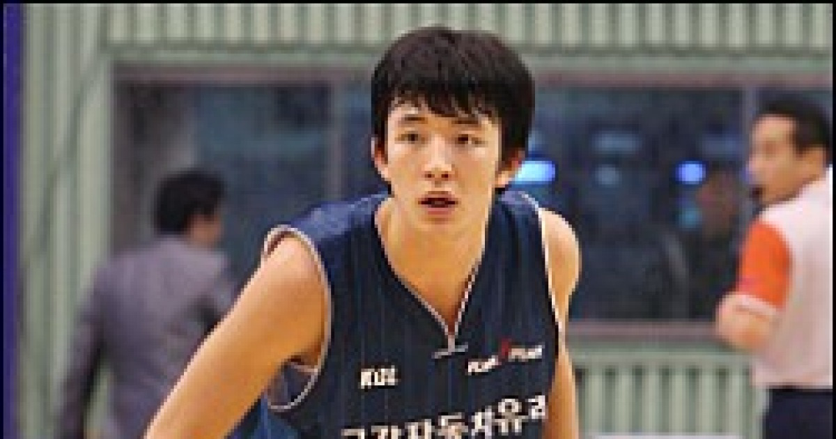 KCC, 하승진 부상에 7연패..전자랜드 서장훈 결장