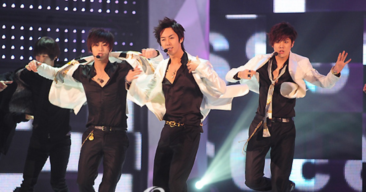 [사진]SS501,'옷을 휘날리며'