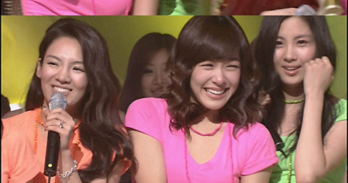 컴백 소녀시대 'Gee' 인기가요 1위 뮤티즌송에 눈물 펑펑