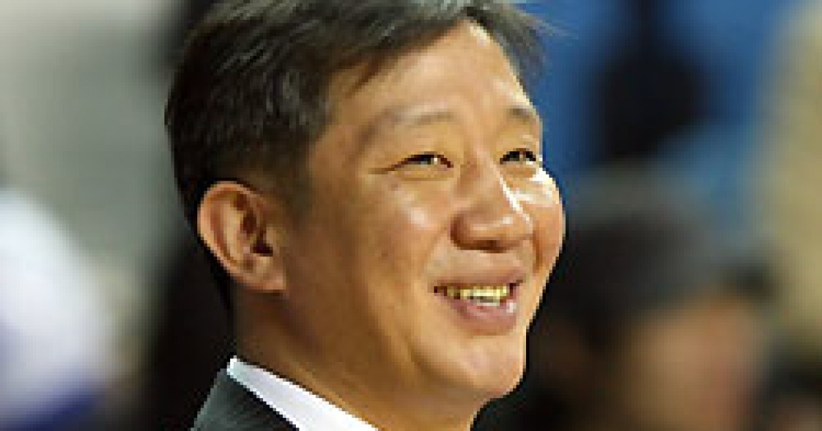 '하승진 22득점' KCC, KTF 꺾고 2연승..허재 감독 통산 100승