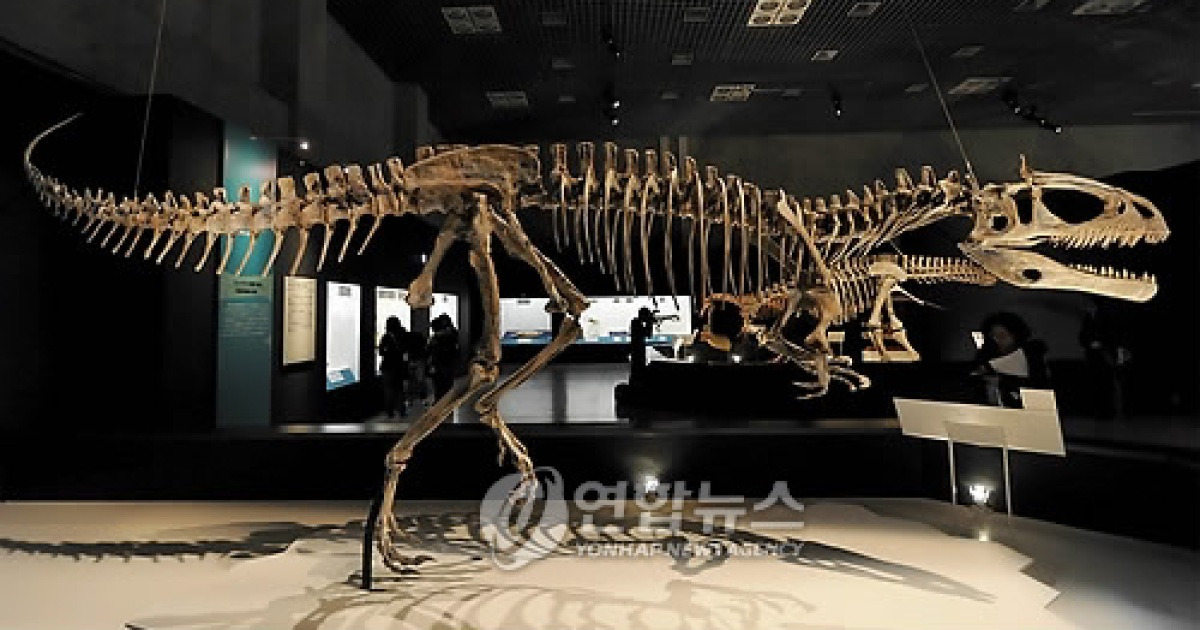 JAPAN DINOSAURS EXHIBITION