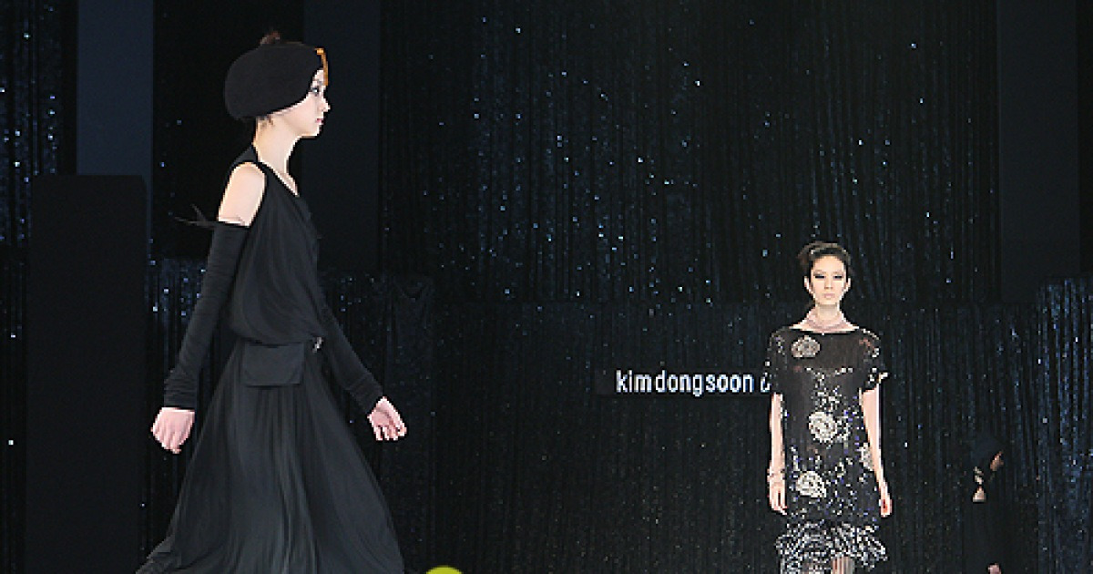 [포토엔]무채색 무드 포인트 컬러(SFAA 김동순쇼)